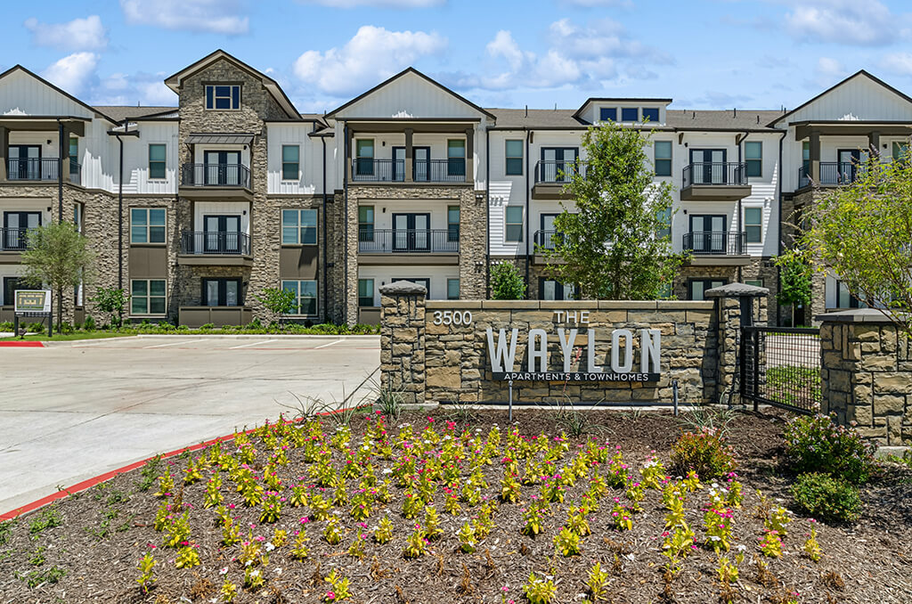 Studio, 1, 2 & 3 Bedroom Apartments in McKinney | The Waylon Brand New ...